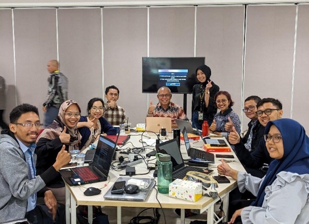 Workshop Cloud Computing Analytics Big Data Center (BDC) IMERI-IDEALAB – Indonesia Medical ...